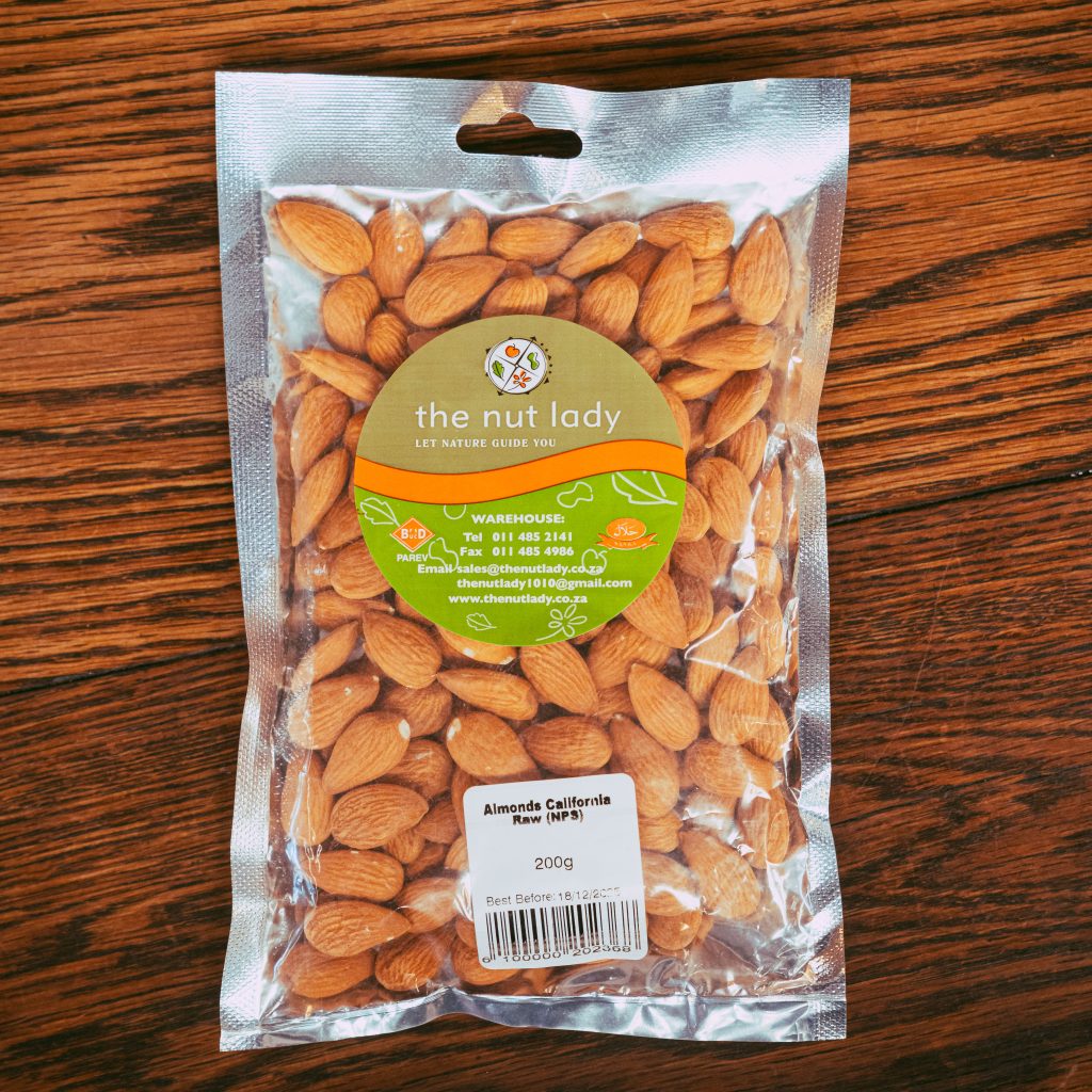 Almonds Calif Salted 200g - Mezetaki - Mediterranean Restaurant and Deli
